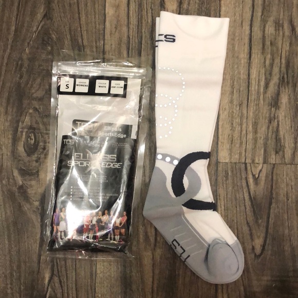 tcs | Other | Medicalgrade Compression Socks Sev Sizes Still Packaged ...